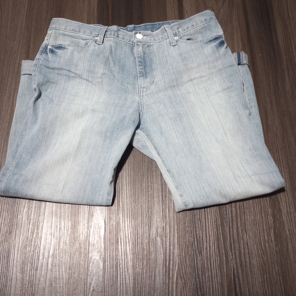 Calvin Klein | Pants & Jumpsuits | Calvin Klein Light Blue Denim Capris ...